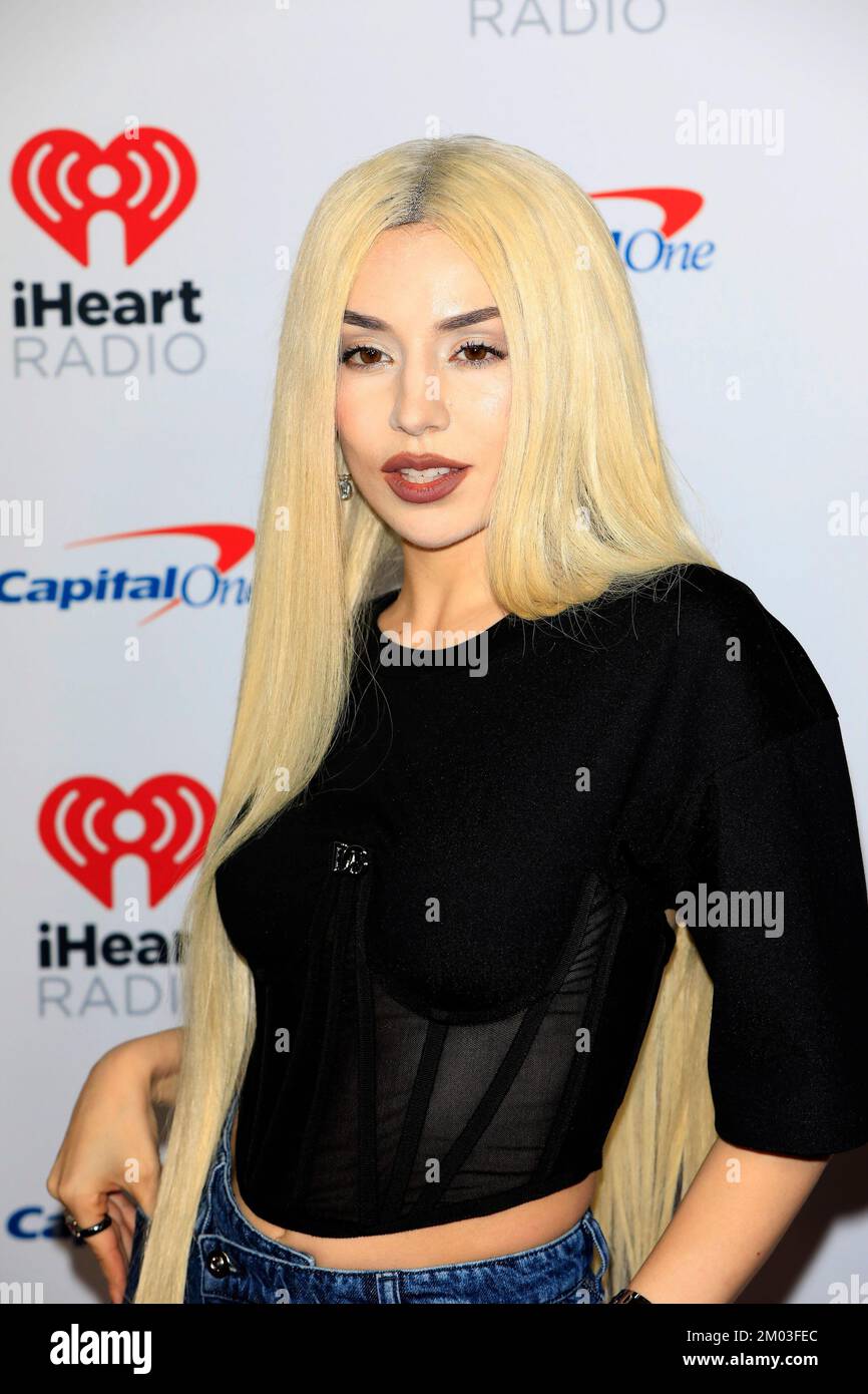 December 2, 2022, Los Angeles, California, USA: LOS ANGELES - DEC 2 ...