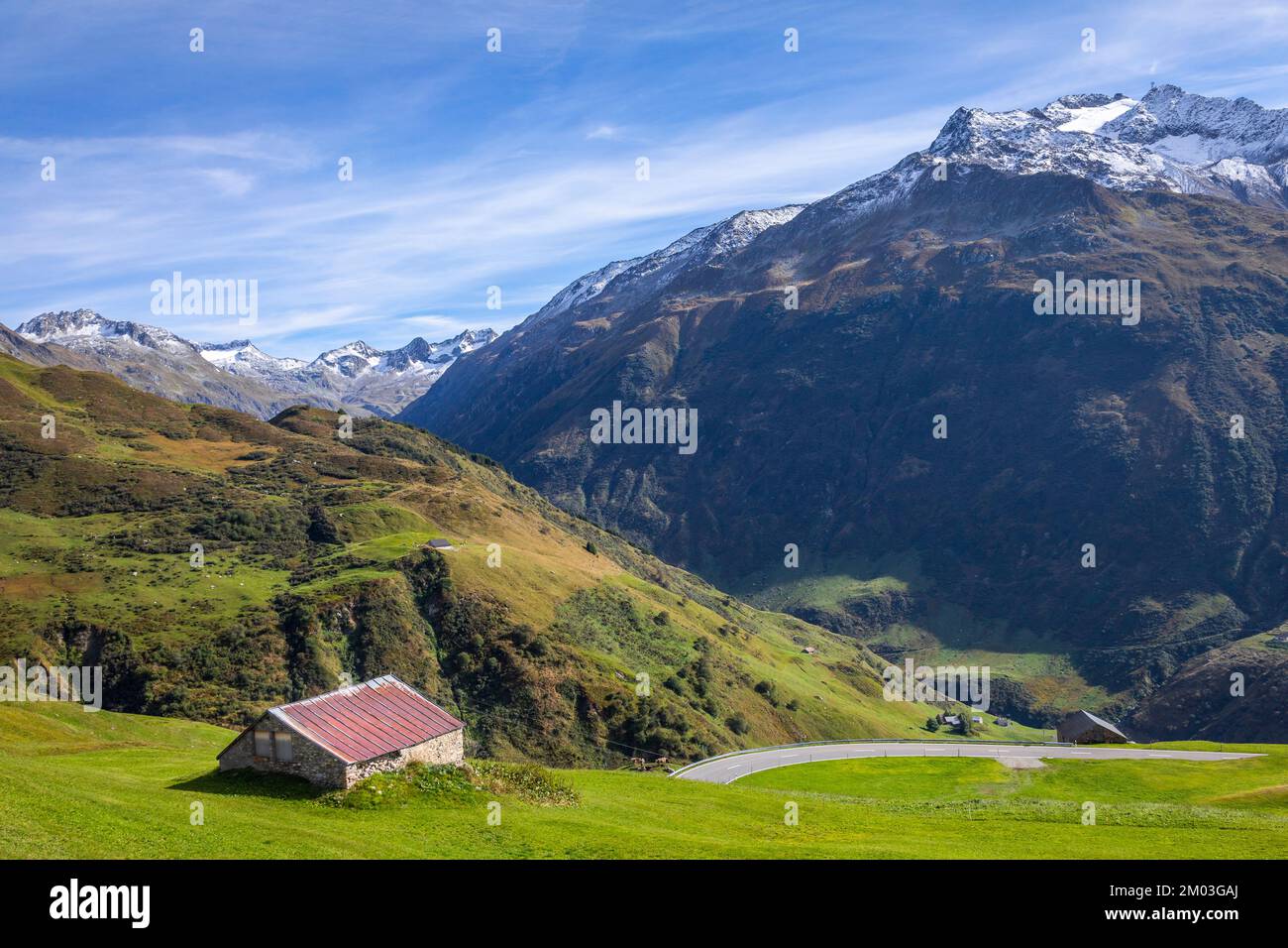 Oberalp mountain pass, dramatic road with swiss alps, Switzerland Stock ...