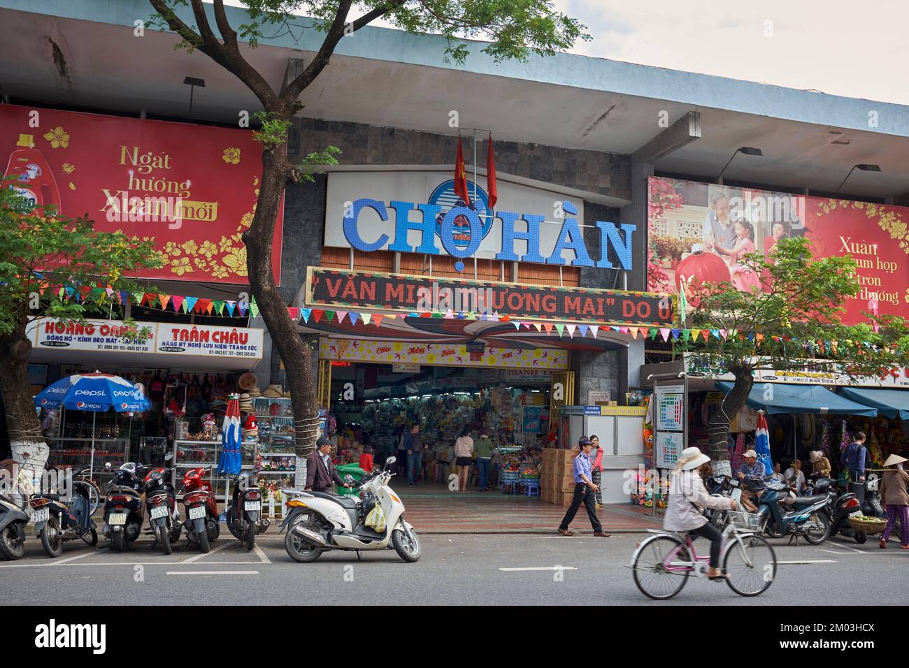 Cho Han Market Hanoi Vietnam Stock Photo - Alamy