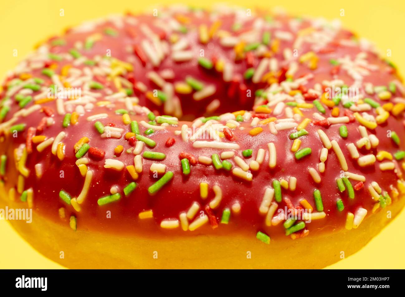 Pink donut sprinkles hi-res stock photography and images - Alamy