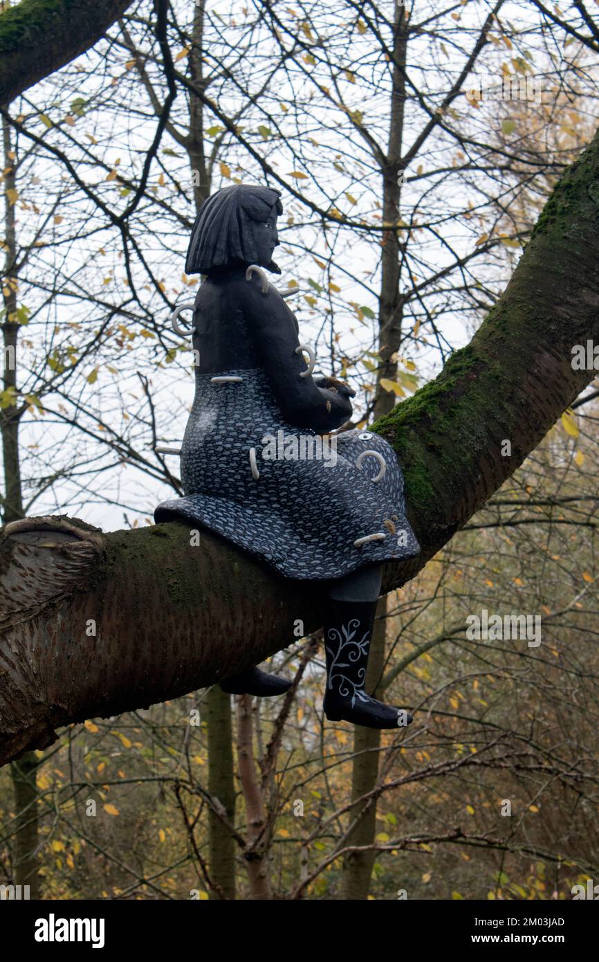 The Winter Watcher at Barnwell Country Park – Denise de Cordova, 2022 ...