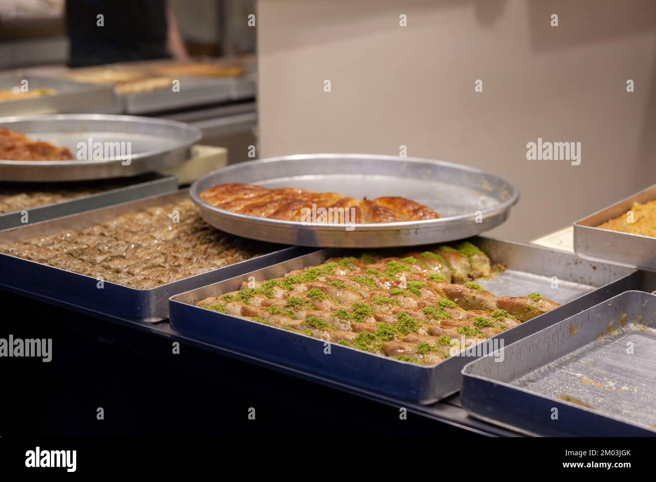 Biscuit turkey hi-res stock photography and images - Alamy