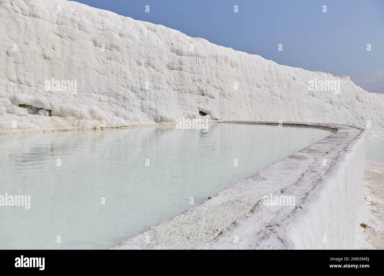The Stunning Travertine Pools of Pamukkale, Turkey Stock Photo - Alamy