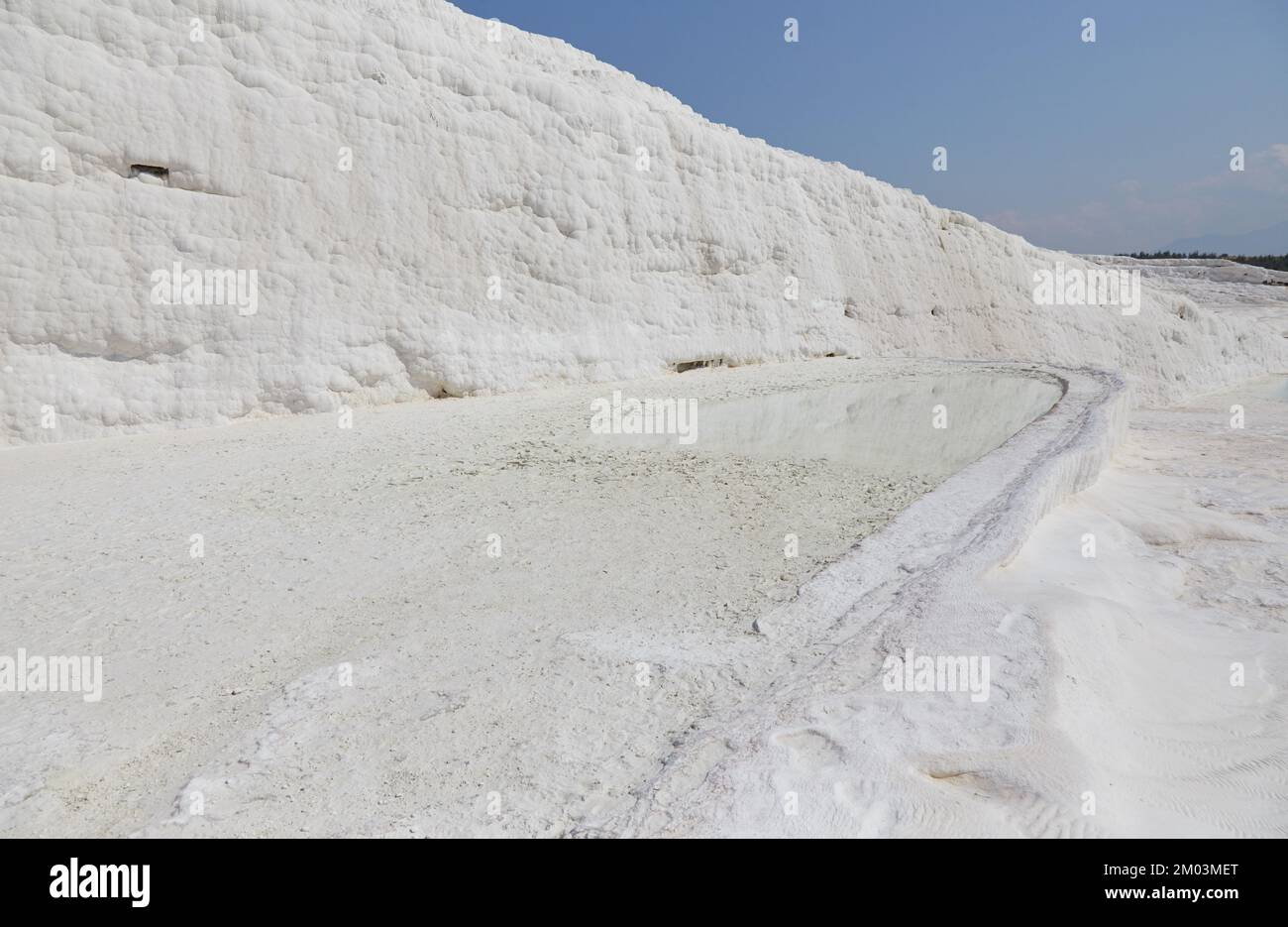 The Stunning Travertine Pools of Pamukkale, Turkey Stock Photo - Alamy