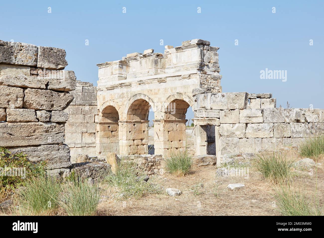 Frontinus Street, the Main Street of Ancient Hierapolis Stock Photo - Alamy