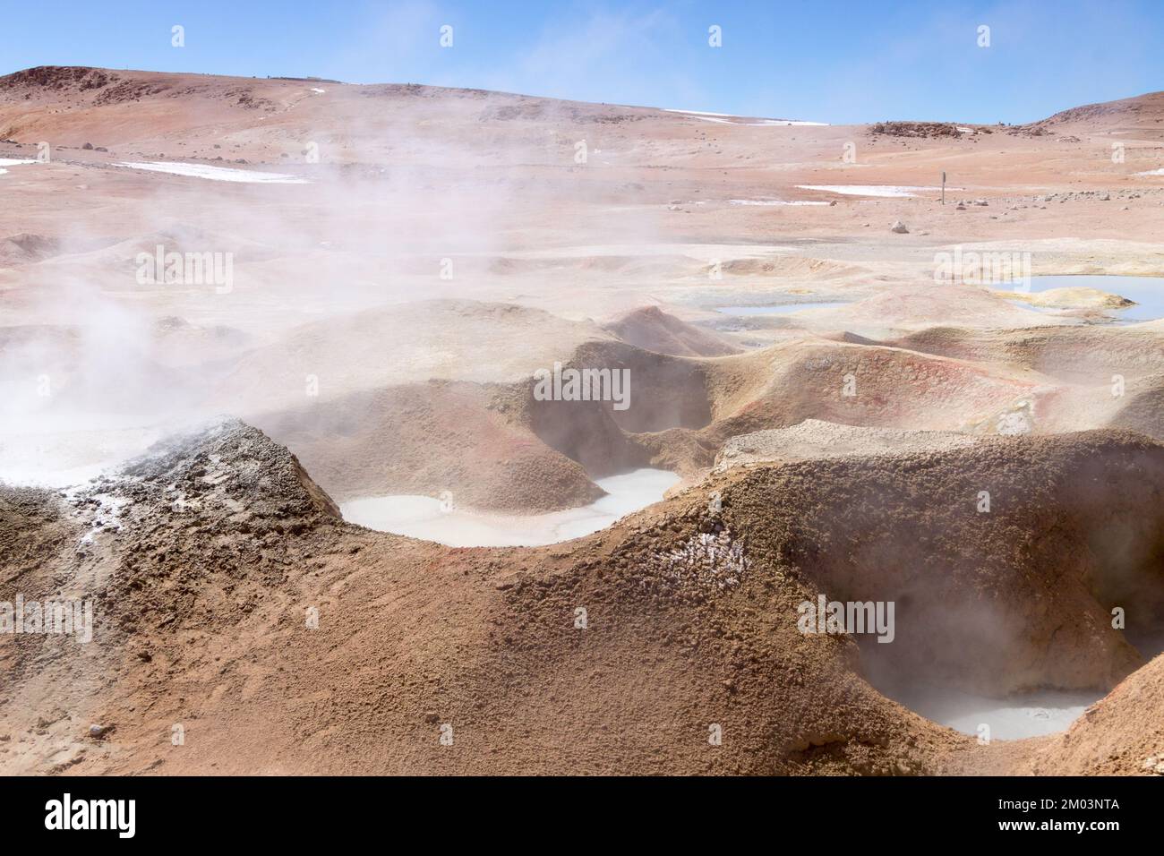 Geiser sol de la manana hi-res stock photography and images - Alamy