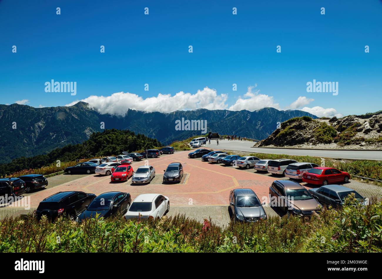 Kunyang parking hi-res stock photography and images - Alamy