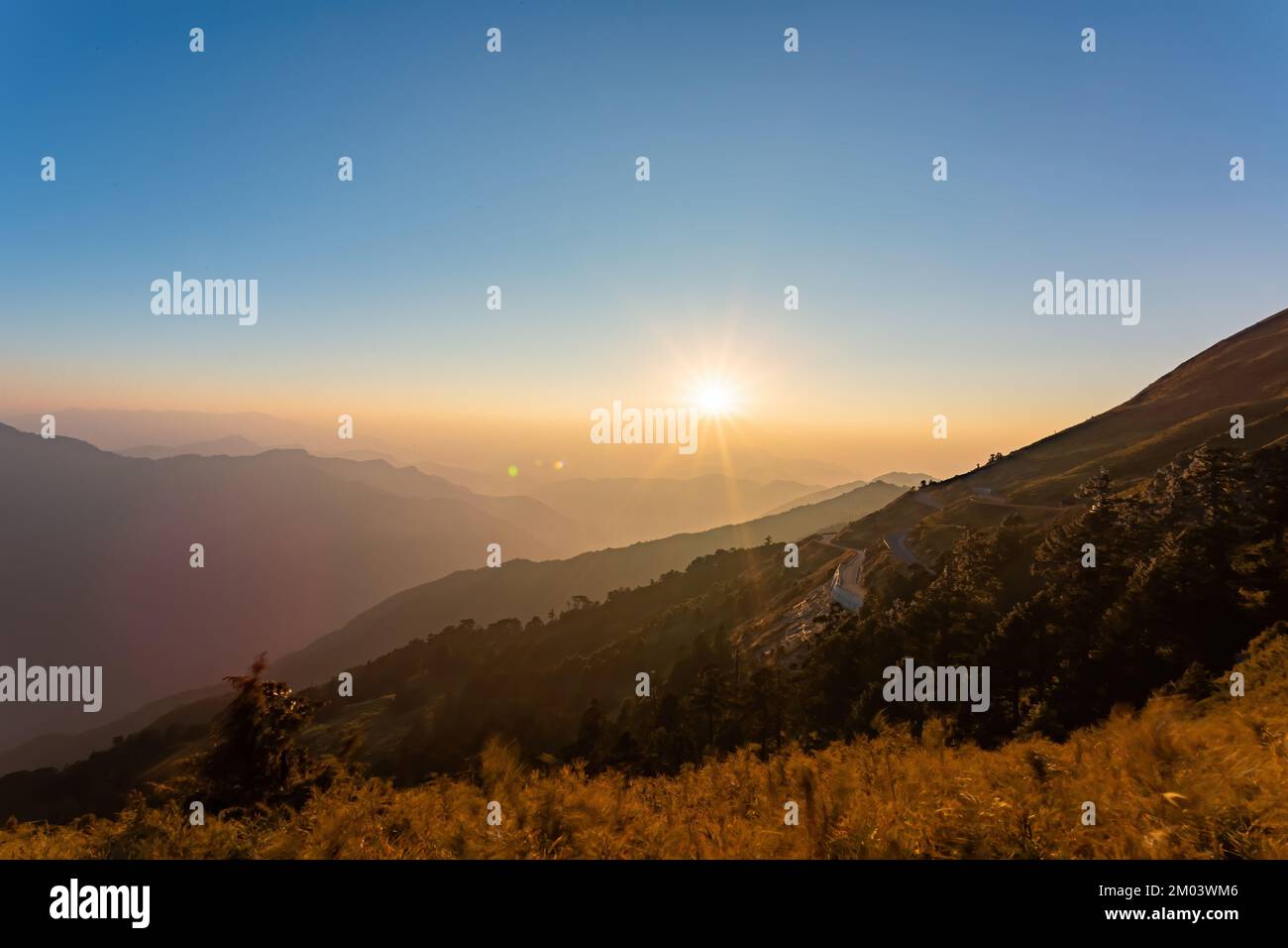 Sunset landscape of the Hehuanshan mountain at Taiwan Stock Photo - Alamy