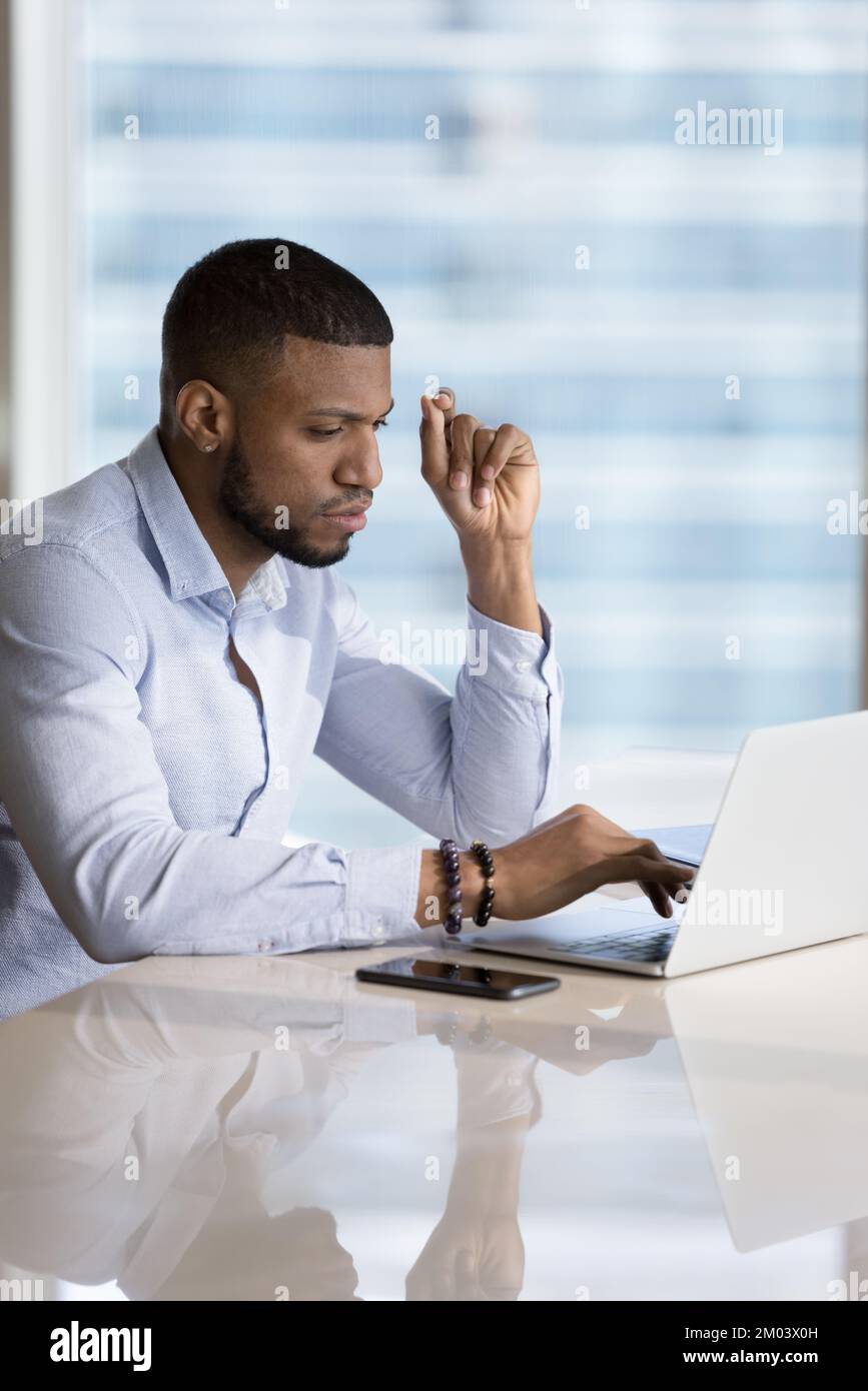 Business black man typing hi-res stock photography and images - Alamy