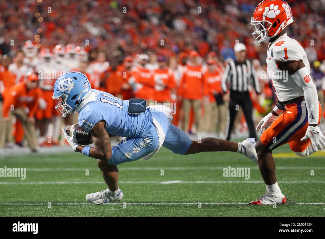 Charlotte, North Carolina, USA. 3rd Dec, 2022. North Carolina Tar Heels wide receiver Josh Downs ...