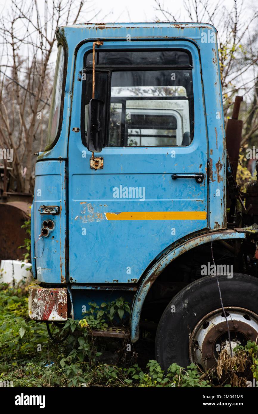 Roman truck hi-res stock photography and images - Alamy