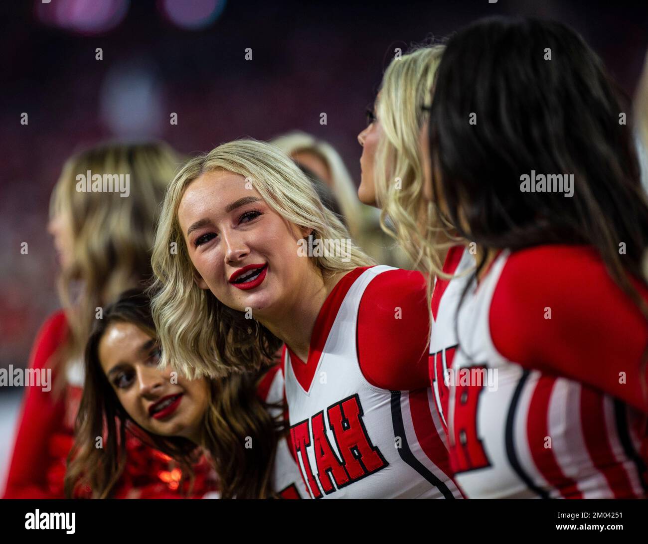 Utah utes cheerleaders hi-res stock photography and images - Alamy
