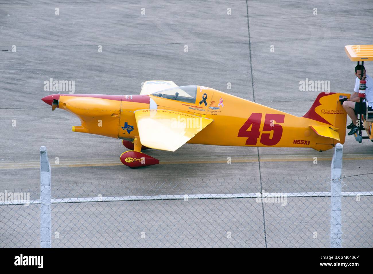 Matt hall racing plane hi-res stock photography and images - Alamy