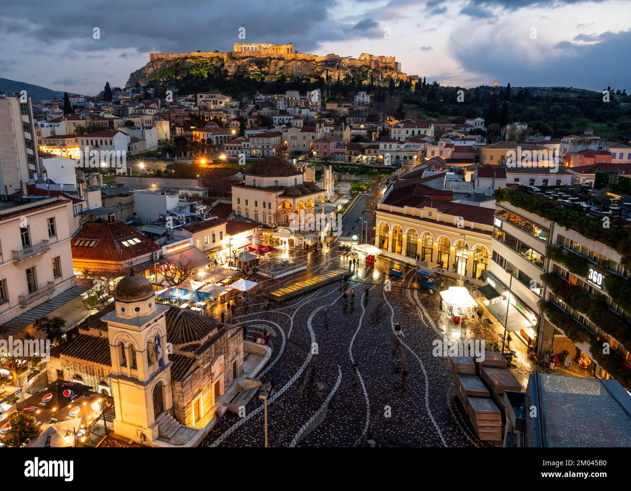 View over the old town of Athens, with Panagia Pantanassa Church ...