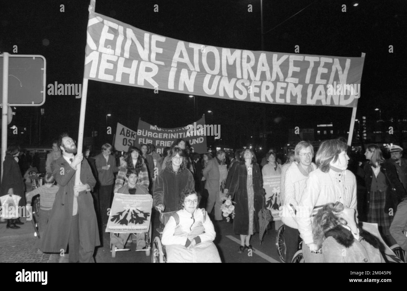 Thousands of mainly young people demonstrated for disarmament in East ...