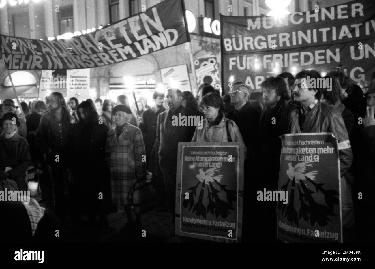 Thousands of mainly young people demonstrated for disarmament in East ...