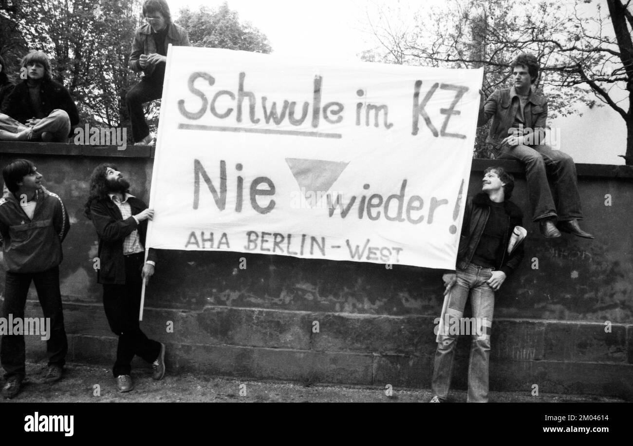 Persecution of the jews by the nazi regime Black and White Stock Photos ...