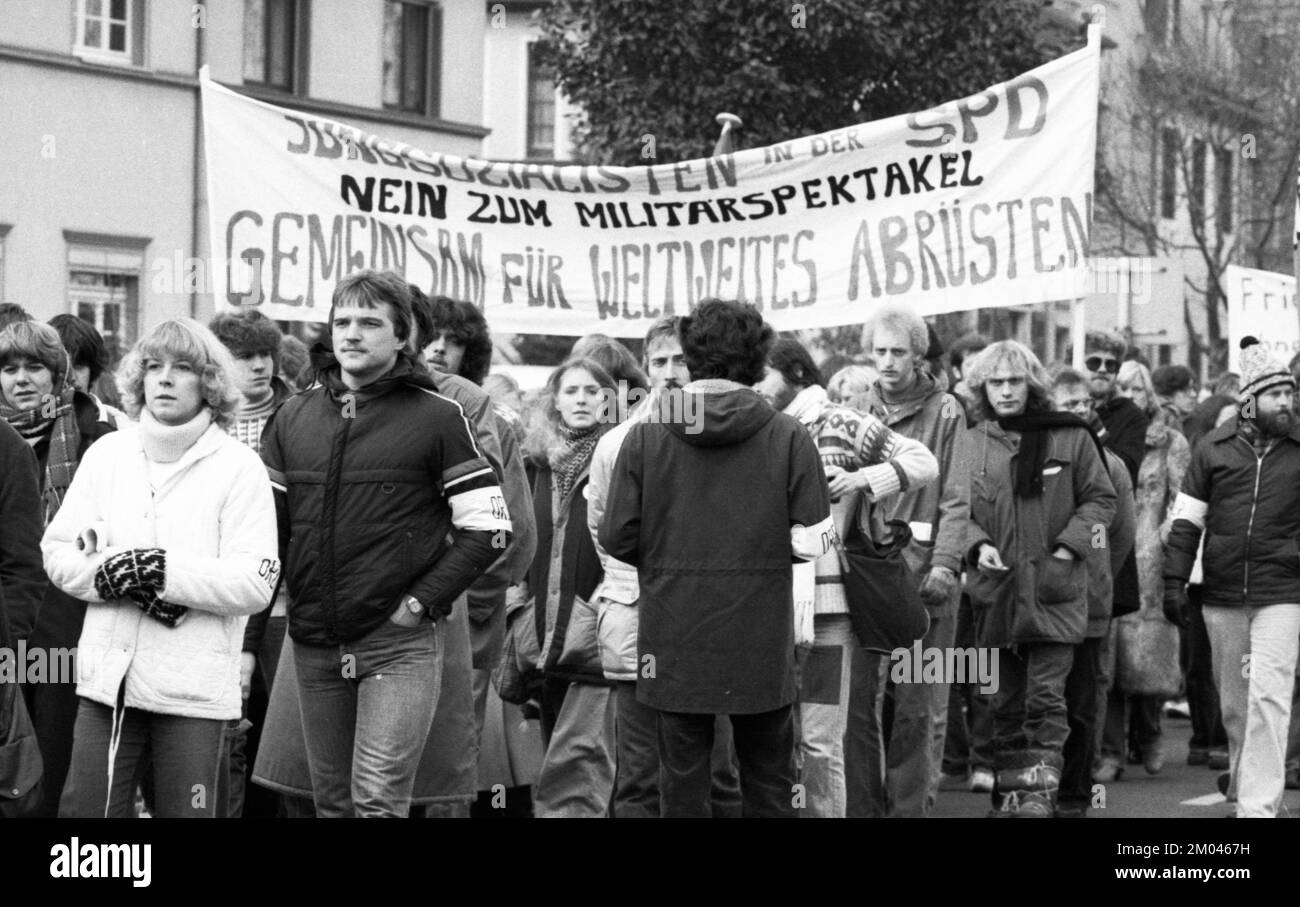 About 8, 000 young people, students and schoolchildren demonstrated ...