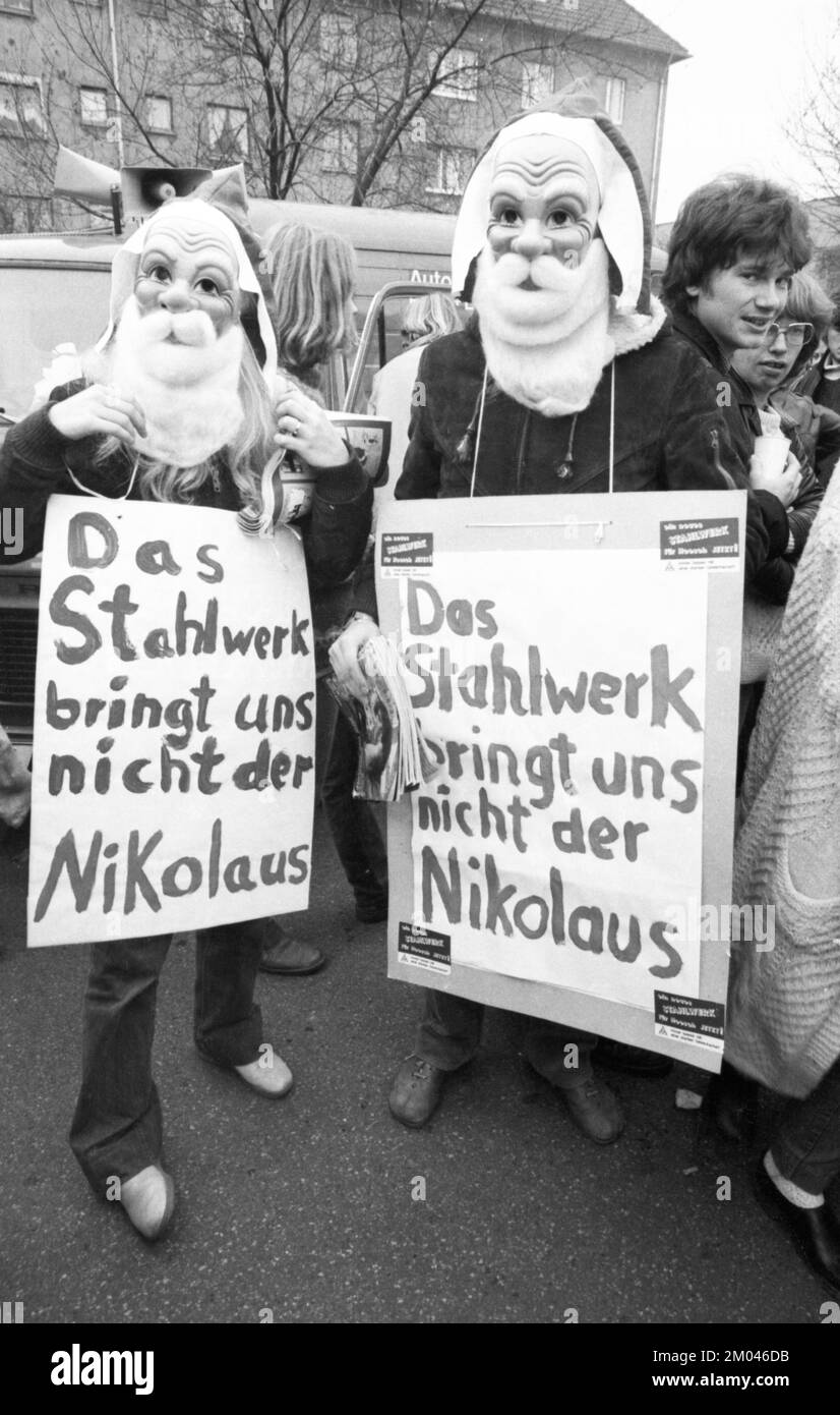 10, 000, called by the trade unions, demonstrated for a right to work ...