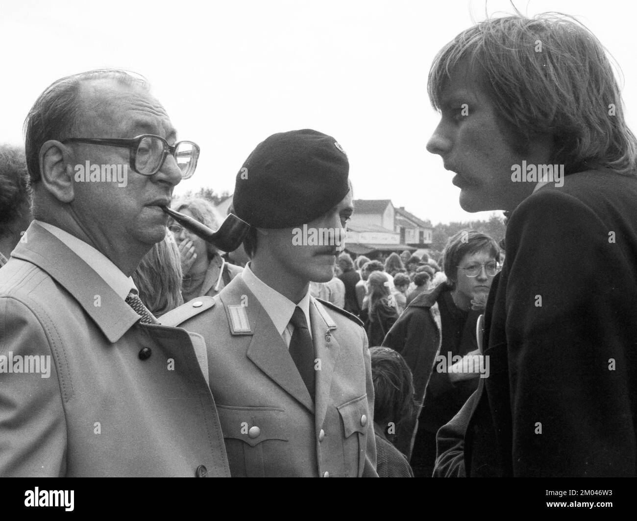 The tribute to the Nazi war victims on the Graeberfeld, among them ...