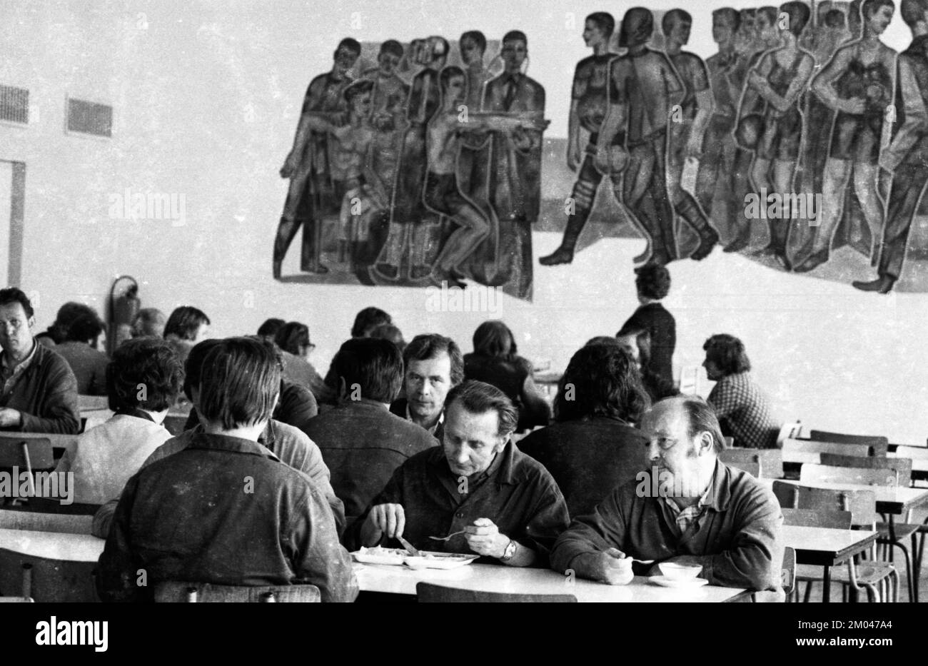 GDR report on Karl-Marx-Stadt (today: Chemnitz) from 10-15.09.1975 .VEB ...