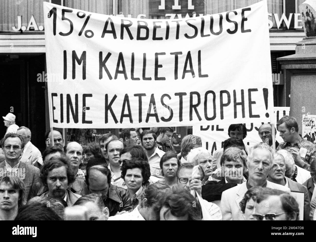 Workforce movement Black and White Stock Photos & Images - Alamy