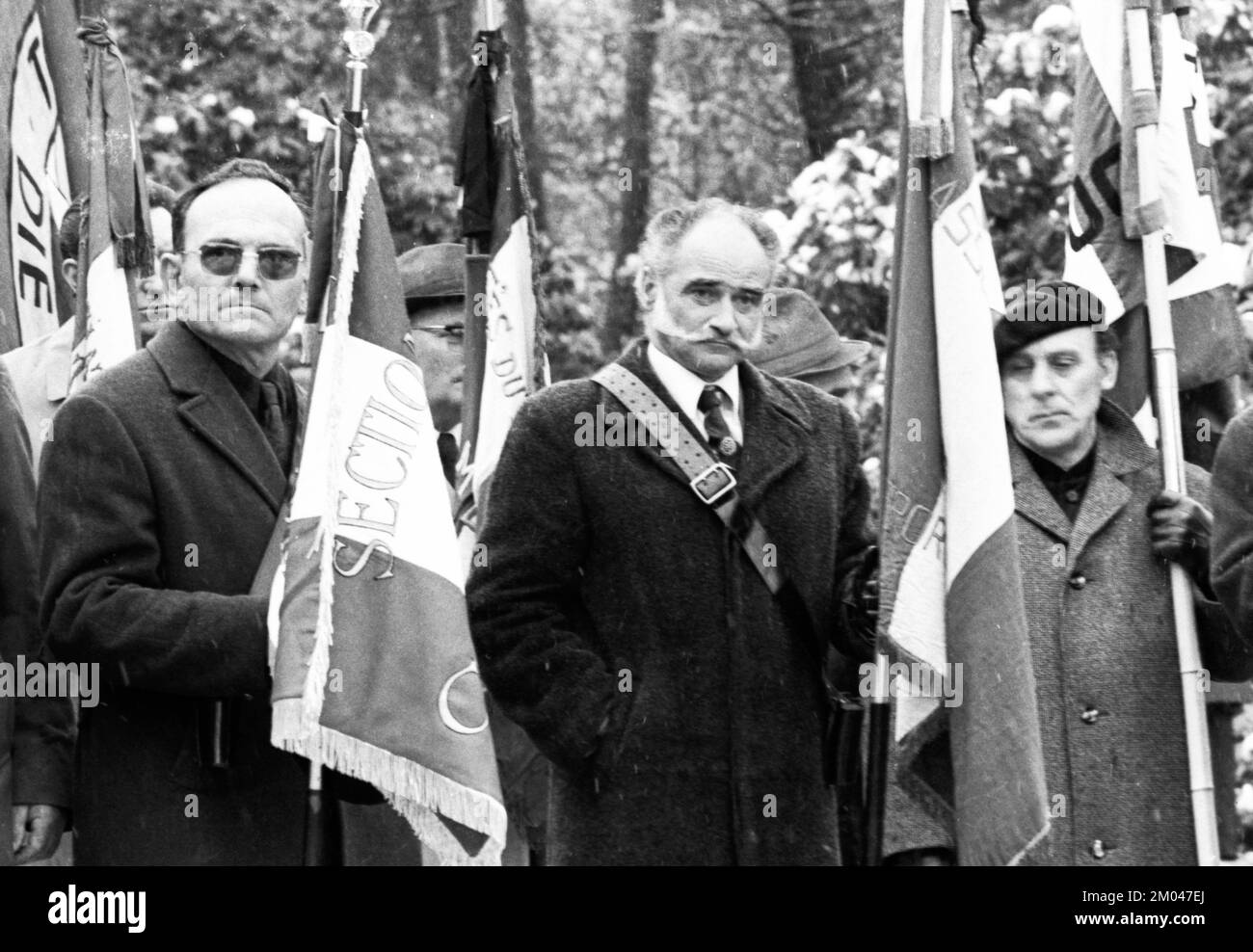 Nazi victims and resistance fighters from France and Germany against ...