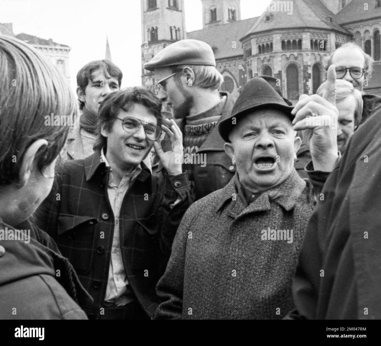 2 person limit Black and White Stock Photos & Images - Alamy