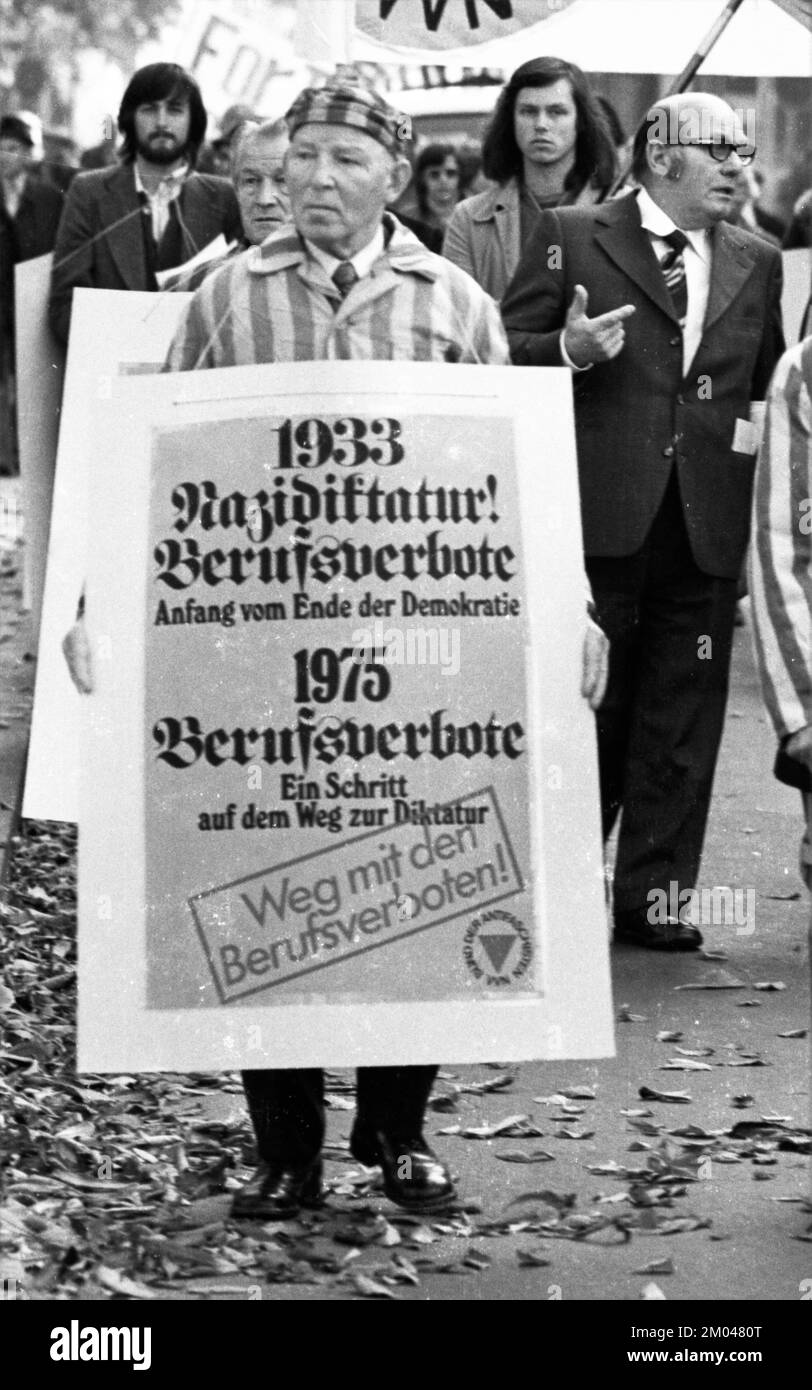 Nazi victims, some in concentration camp uniforms, demonstrated against ...