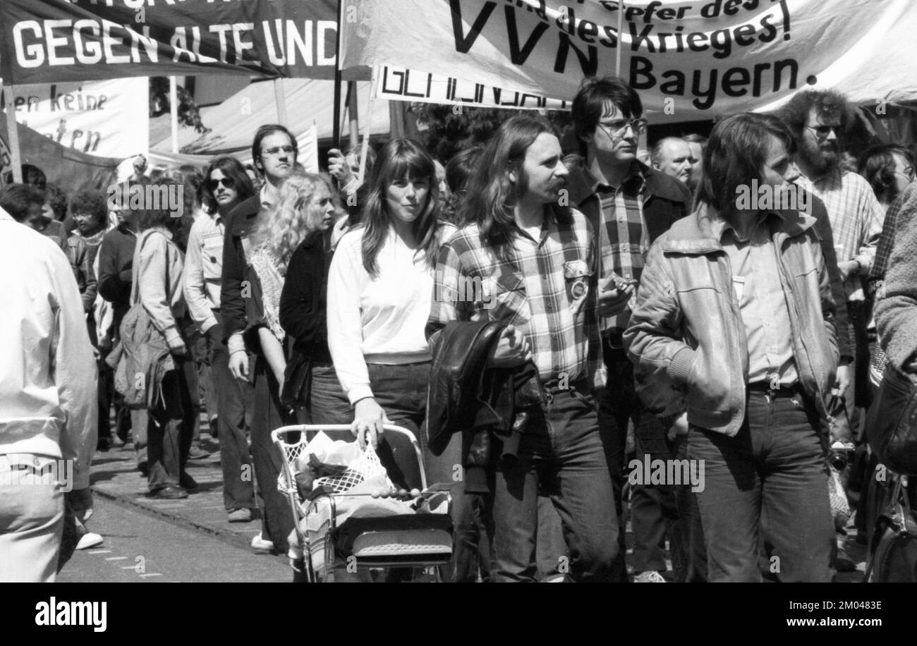 The 35th anniversary congress to end fascist rule was accompanied by a ...