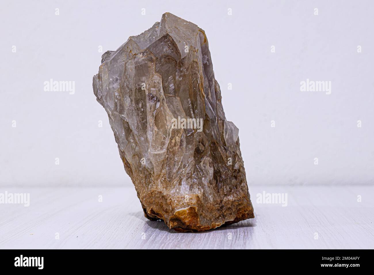 Details of a fragment of a quartz crystal geode Stock Photo - Alamy