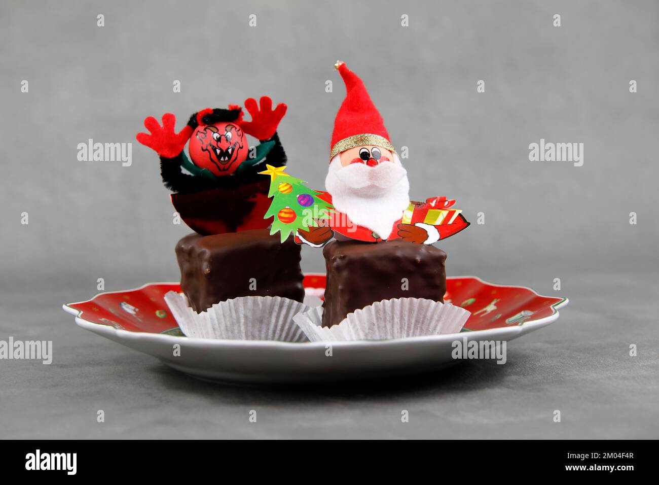 Dekorative sweets hi-res stock photography and images - Alamy