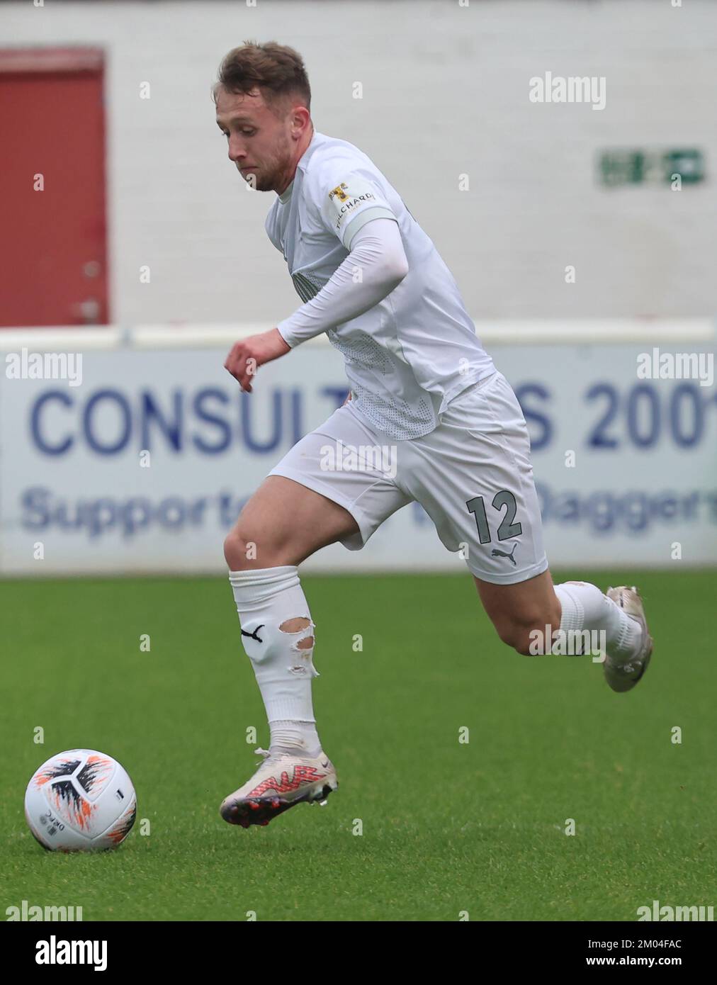 DAGENHAM ENGLAND - DECEMBER 03 : Stephen Wearne of Torquay United ...