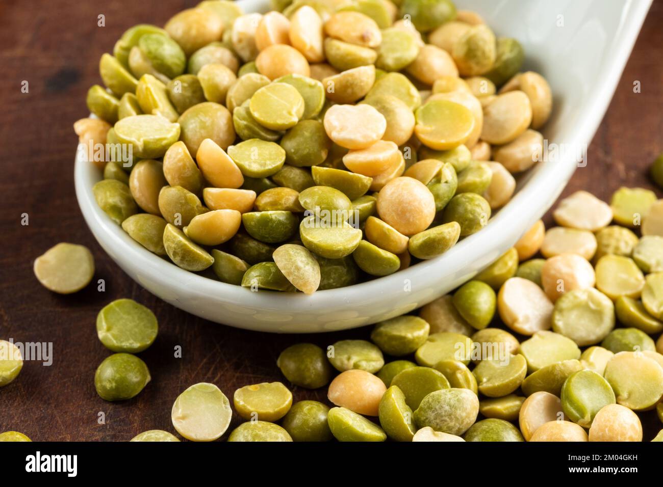 Peas texture hi-res stock photography and images - Alamy
