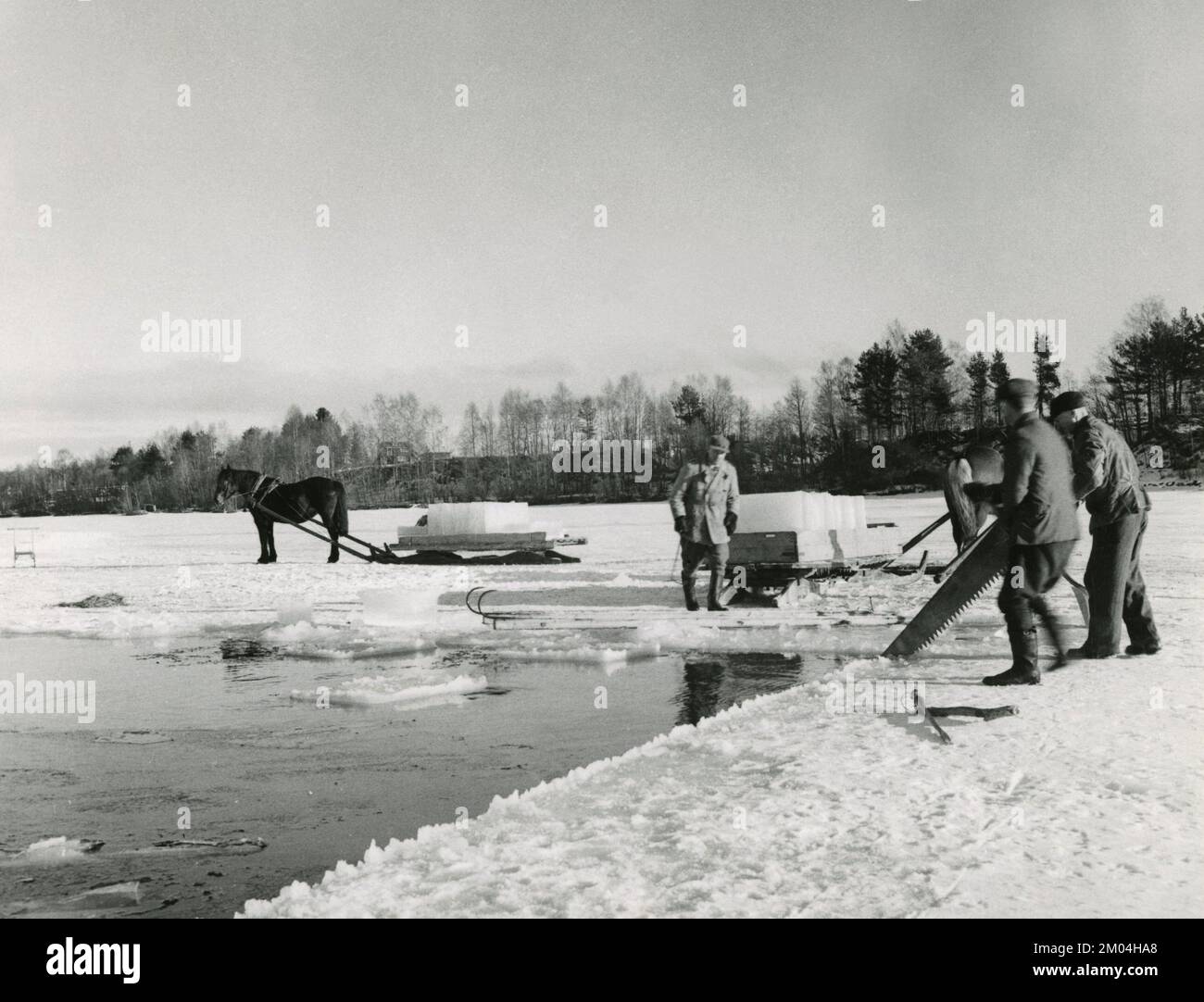 Man work retro 1930s hi-res stock photography and images - Alamy