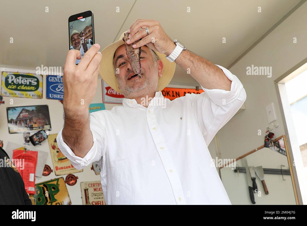 December 4, 2022: Award Winning International Food Blogger ANTHONY ...