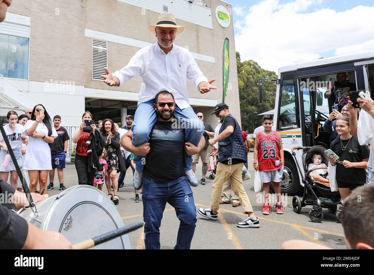 December 4, 2022: Award Winning International Food Blogger ANTHONY ...