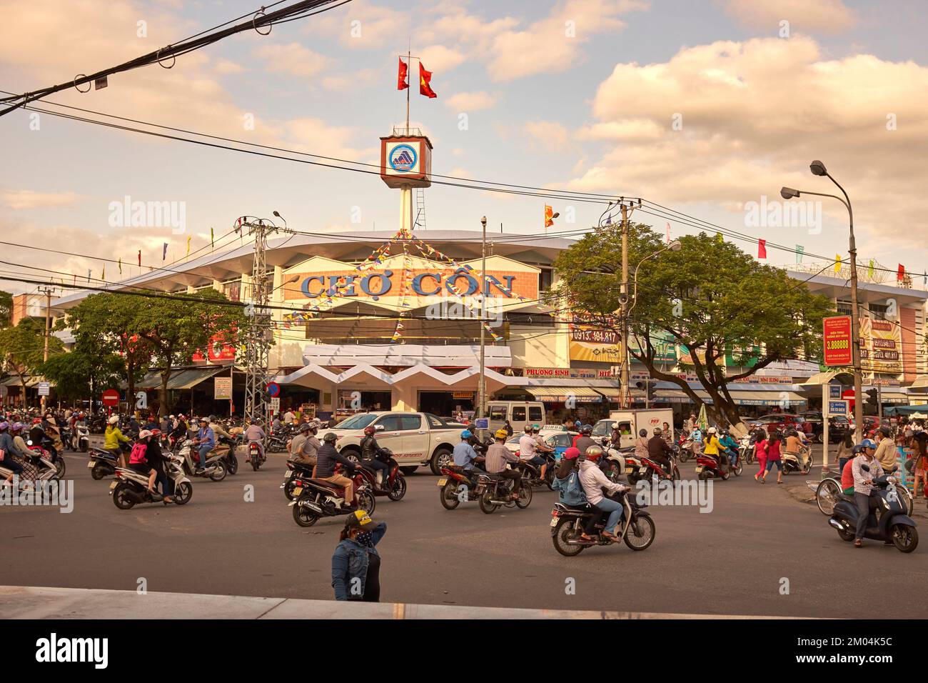 Cho Con Market Danang Vietnam Stock Photo - Alamy