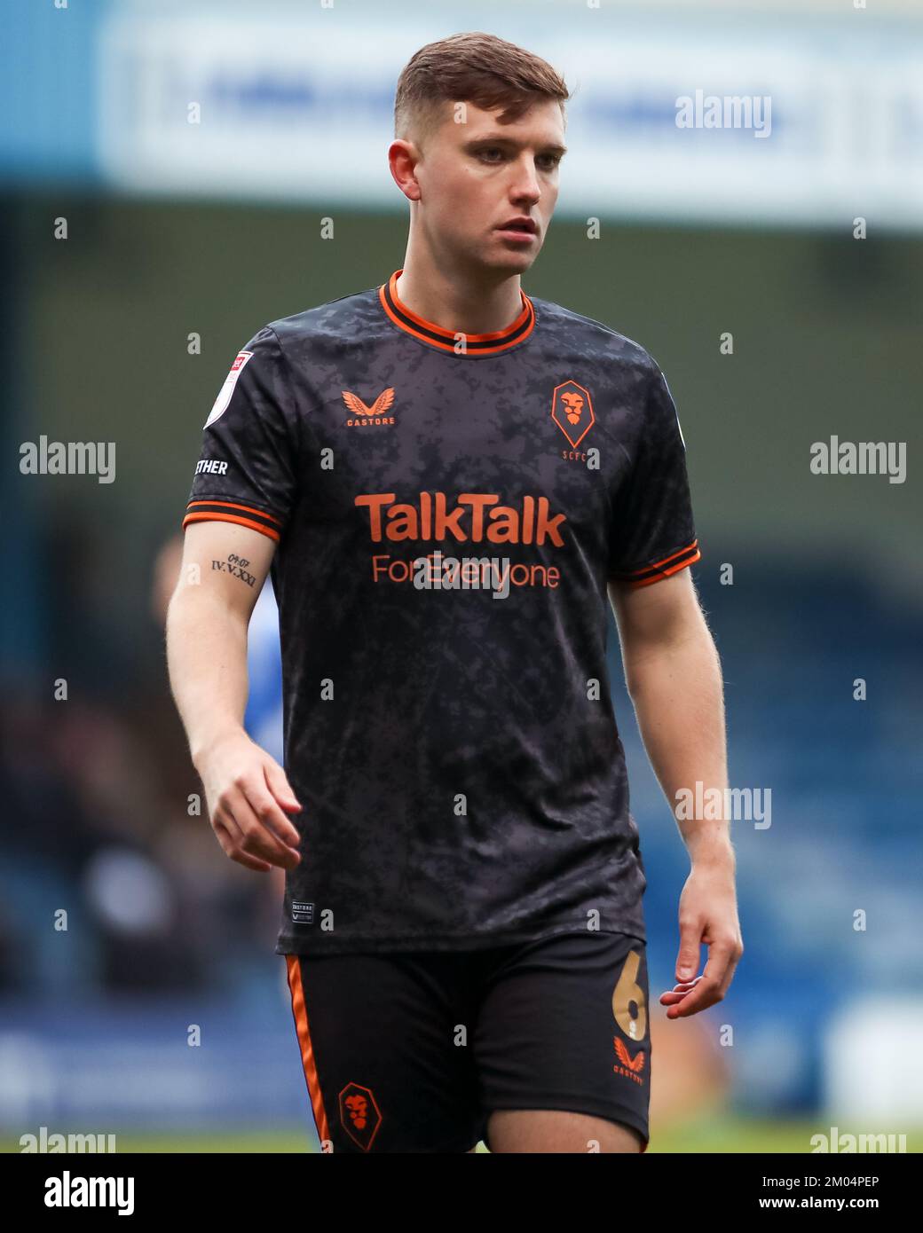 Elliot watt action hi-res stock photography and images - Alamy