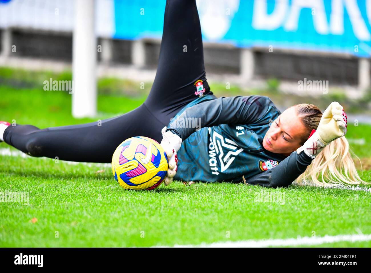 London, UK. 04th Dec, 2022. Dartford, England, November 04 2022 ...