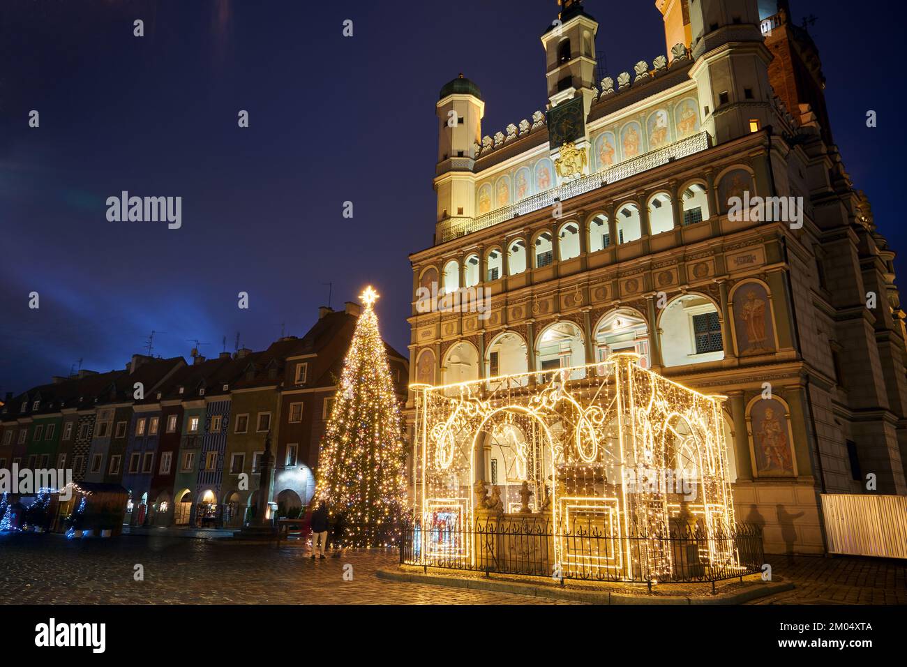 Facade town hall night poznan hi-res stock photography and images - Alamy