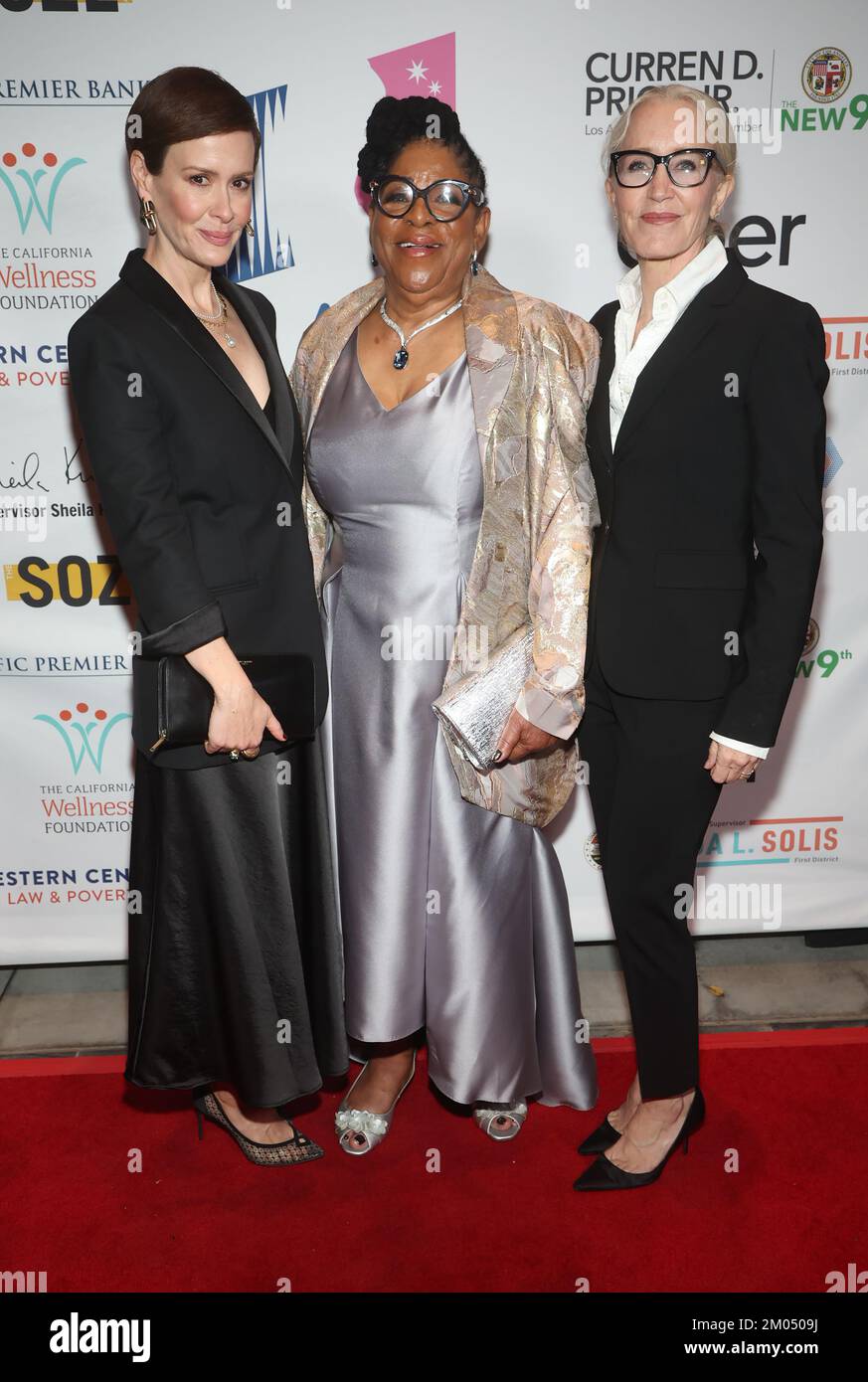 Los Angeles, Ca. 3rd Dec, 2022. Sarah Paulson, Susan Burton, Felicity ...