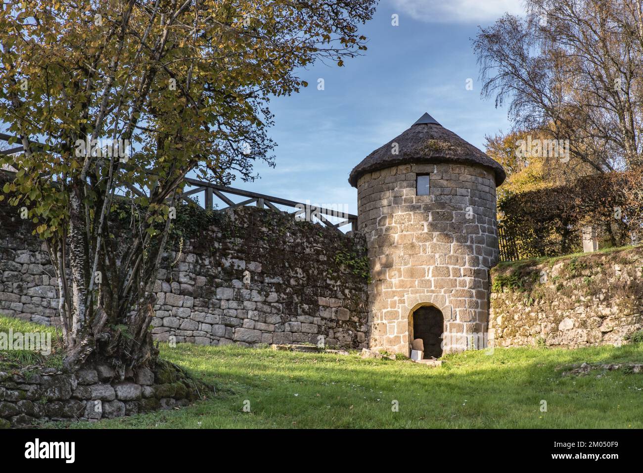 Toit pittoresque hi-res stock photography and images - Alamy