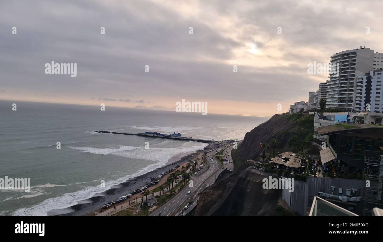 Oceanfront of Lima Peru in the Miraflores District Stock Photo - Alamy