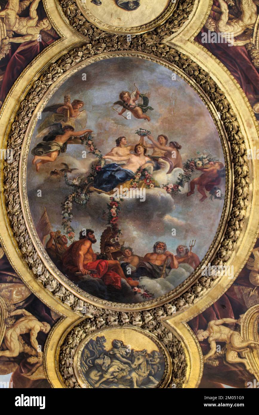 The Frescoes decorating the Venus Drawing-Room in the Palace of ...