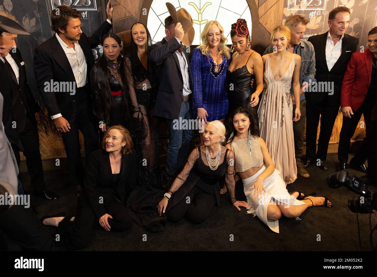 Las Vegas, NV, USA. 3rd Dec, 2022. Brandon Sklenar, Jennifer Ehle ...