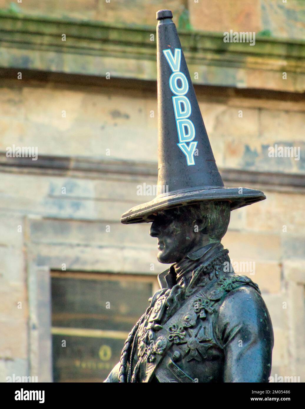 Glasgow, Scotland, UK 4th December, 2022. Iconic cone head Duke goes ...