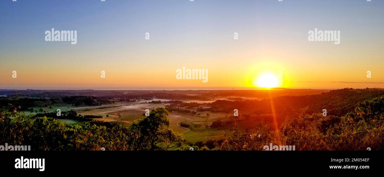Rural australian sunrise hi-res stock photography and images - Alamy
