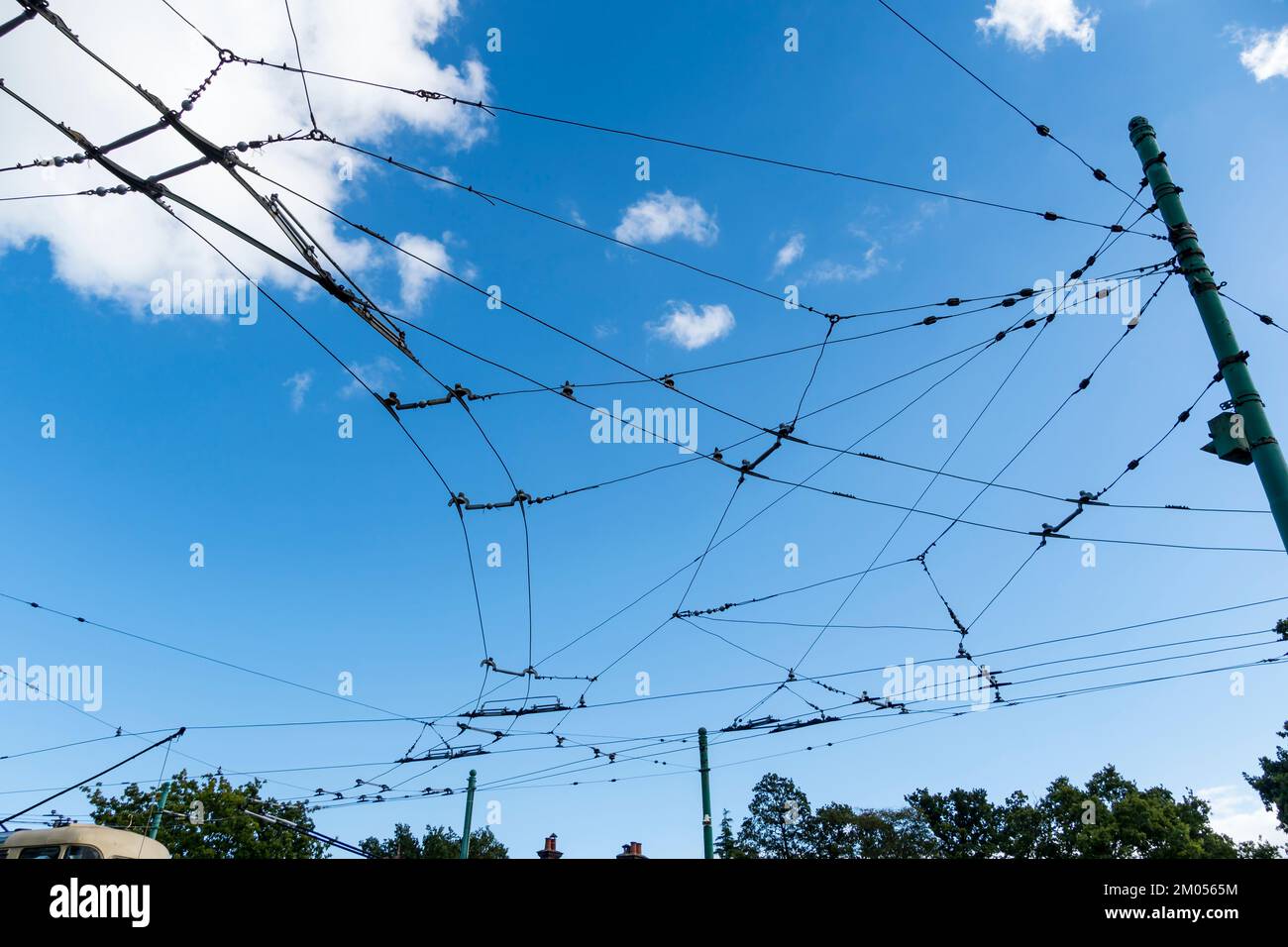 Electric power supply cables at road junctions for trams and trolley ...
