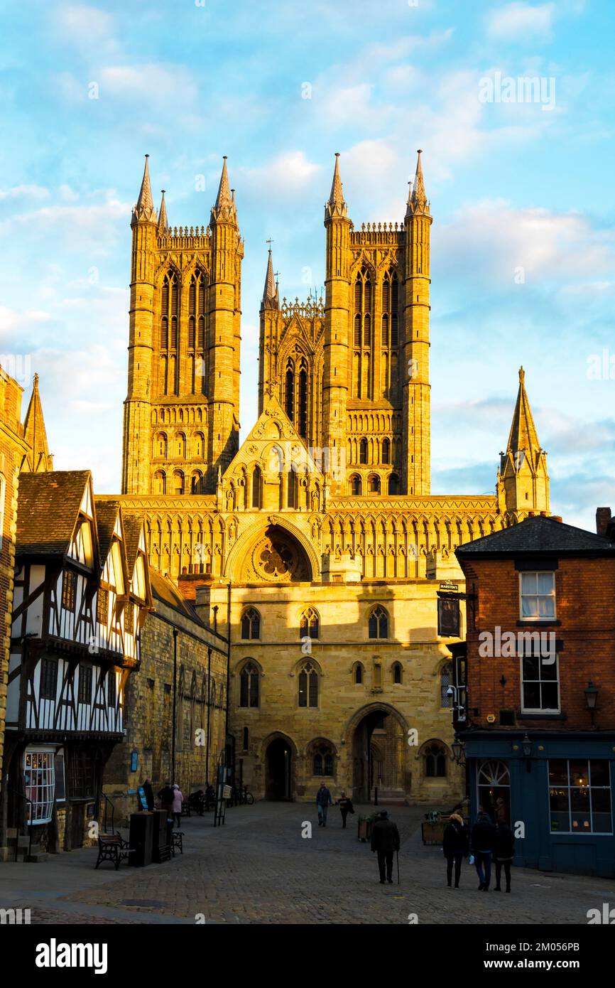 Exchequer Gate and Lincoln Cathedral lit by setting sunlight. Lincoln ...